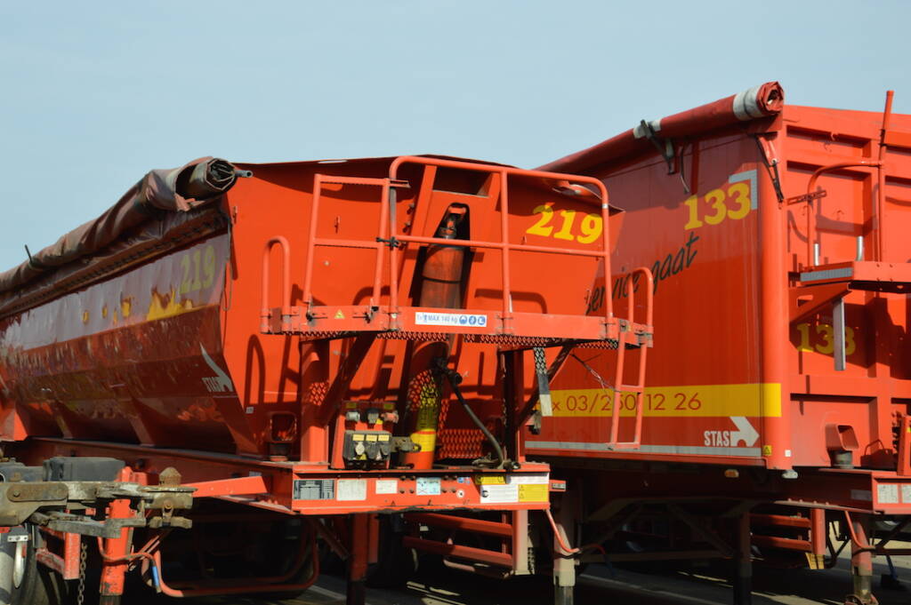 Home - Hertsens Transport - Als het om correcte service gaat